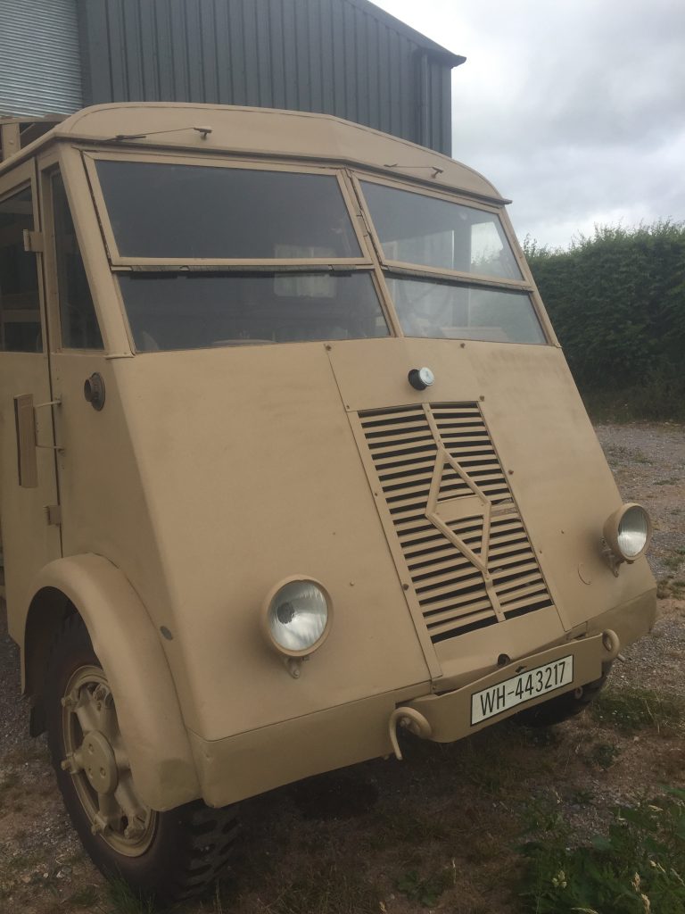 1940's Renault AHN Heavy Lorry - WW2 Vehicles